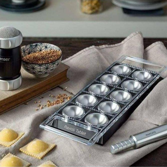 Marcato Ravioli Tablet & Rolling Pin - pasta.kitchen (tutto pasta ...